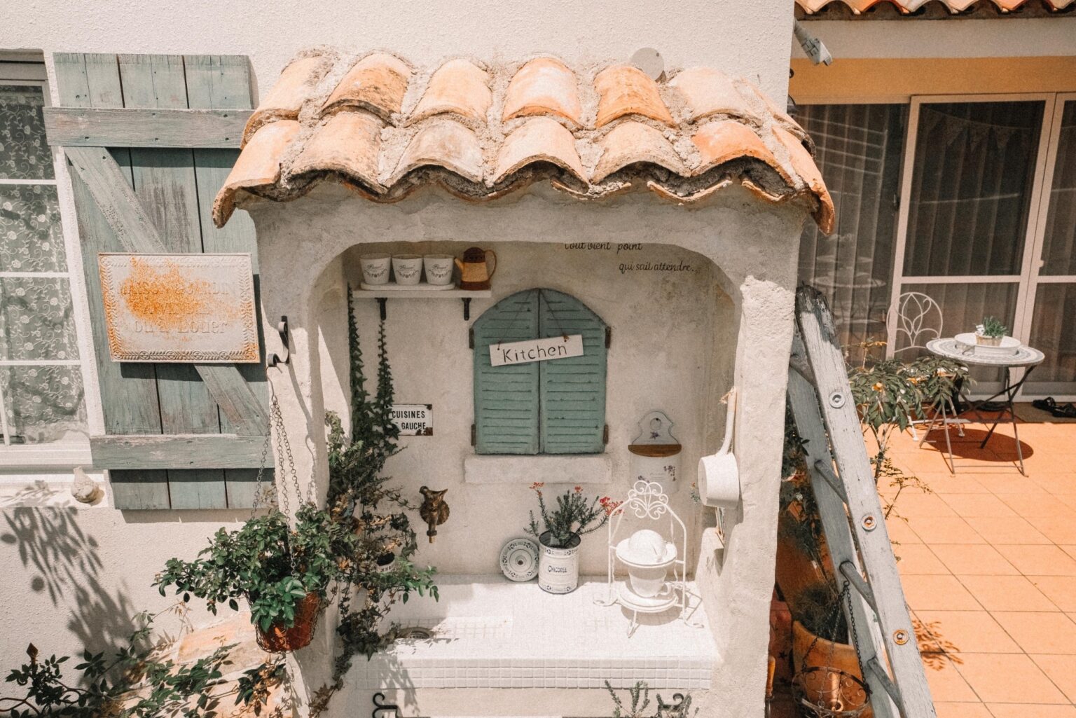 【沖縄県嘉手納町】モルタル造形で、お庭を彩りガーデニングの夢を叶える空間 - mokumo